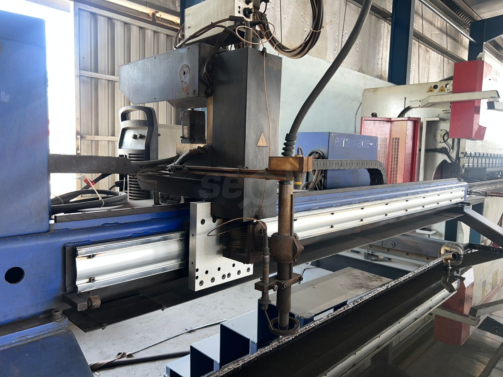 Used Machines Available in UAE